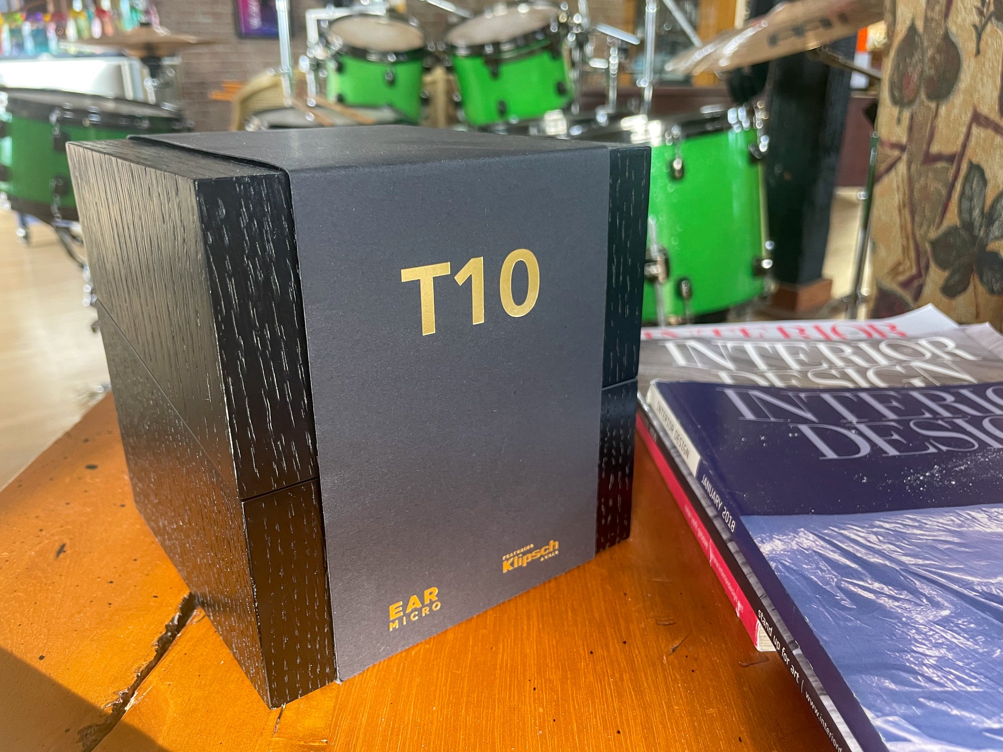 Premium Edition T10 Bespoke Wooden Display Box – EAR Micro